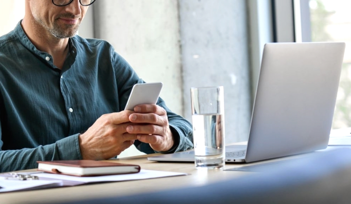 Time Theft in Canada | What It Means, Examples & Employee Rights ...