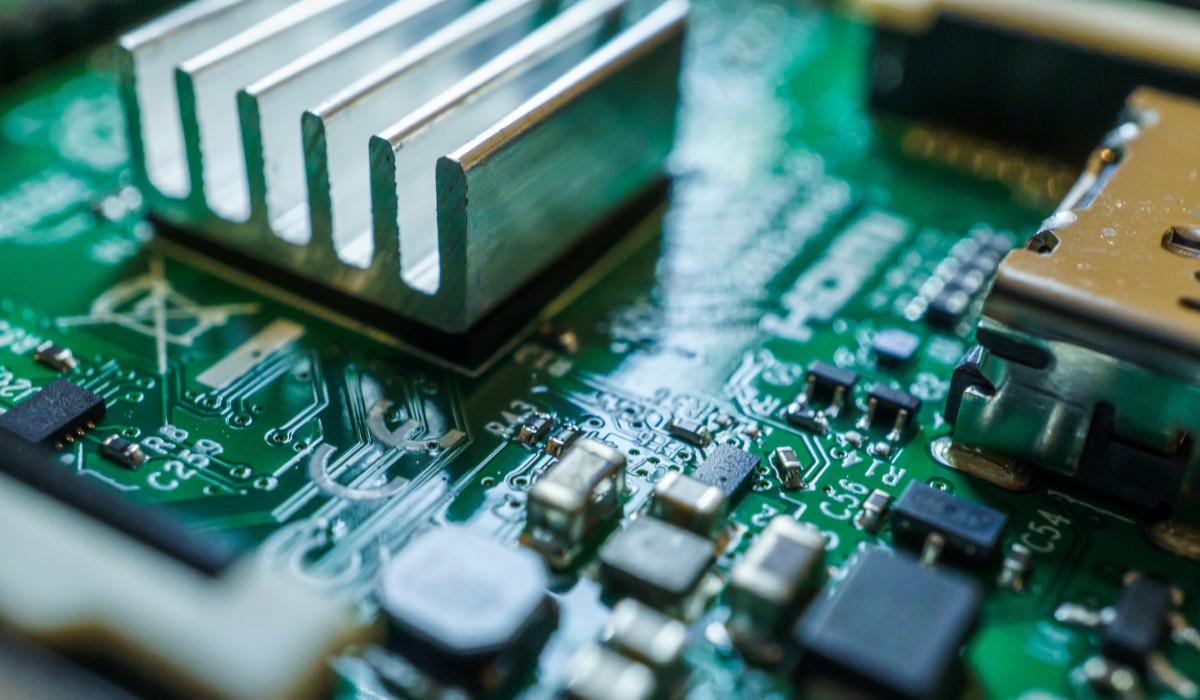 AMD Acquiring Toronto's Untether AI: Employee Rights - Samfiru Tumarkin LLP